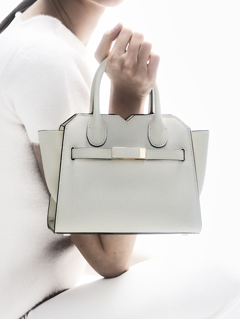 Valextra: Luxury Italian leather handbags, designer purses
