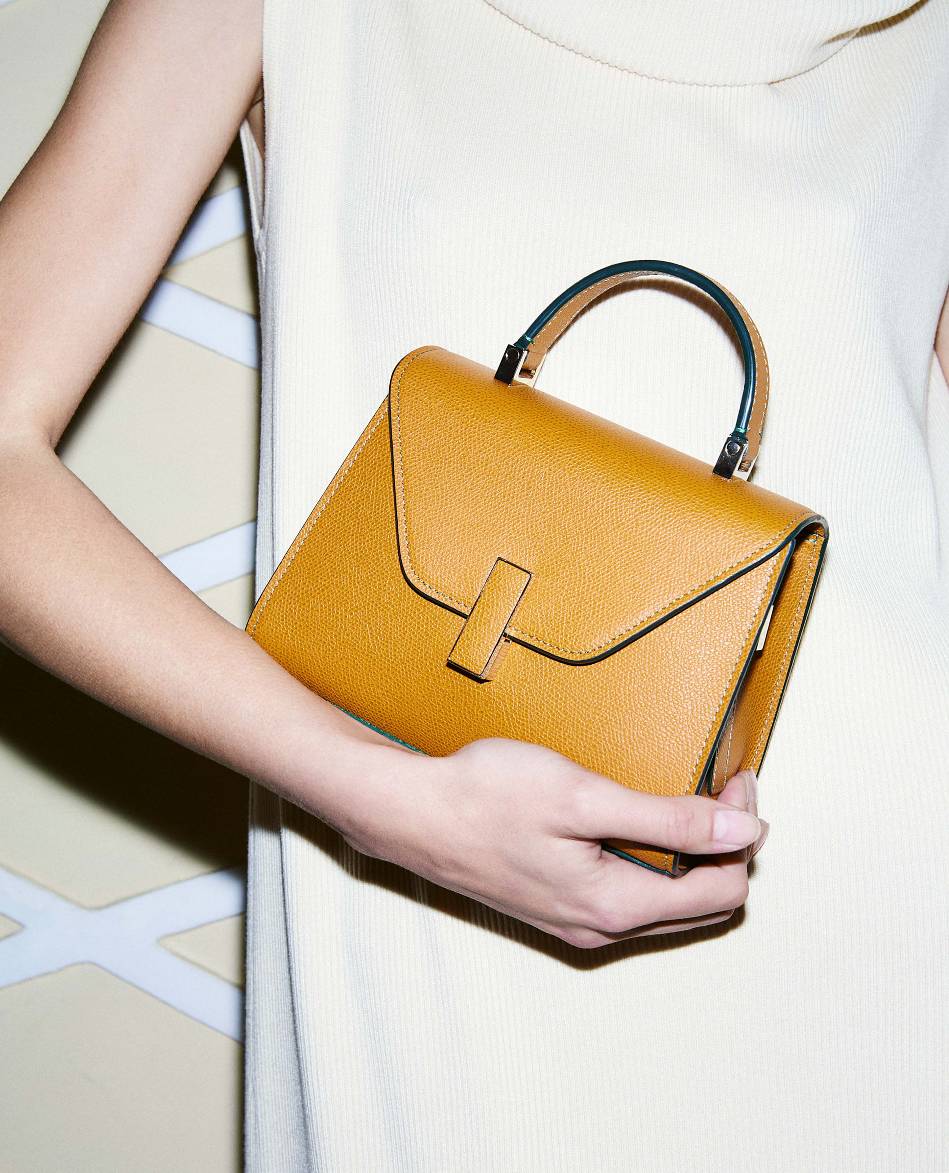 Valextra: Luxury Italian leather handbags, designer purses
