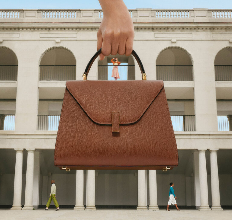 Valextra: Luxury Italian leather handbags, designer purses
