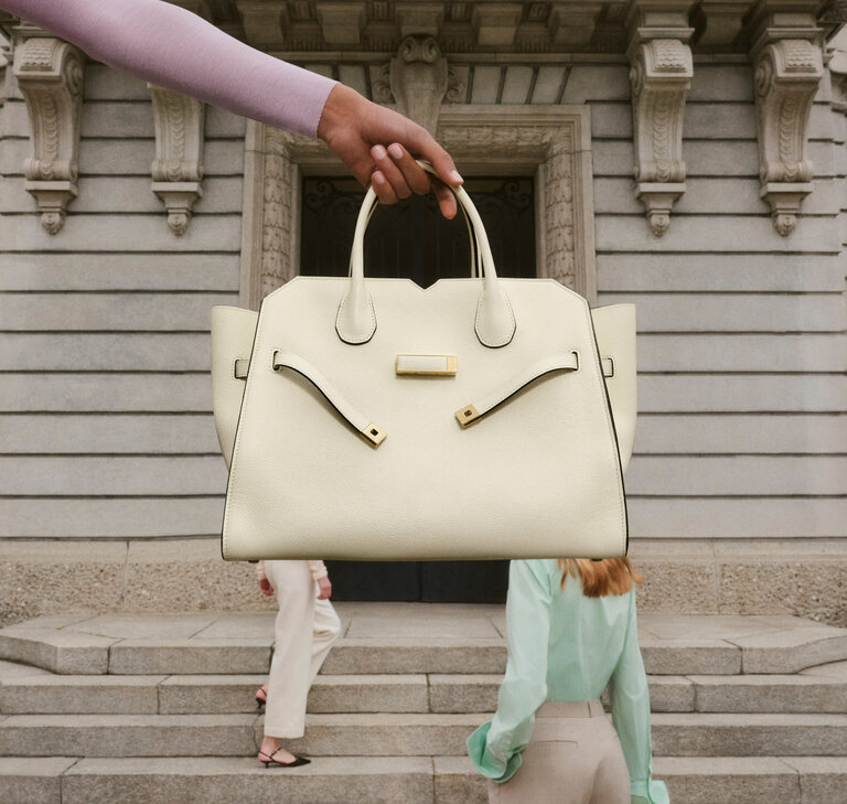 Valextra: Luxury Italian leather handbags, designer purses