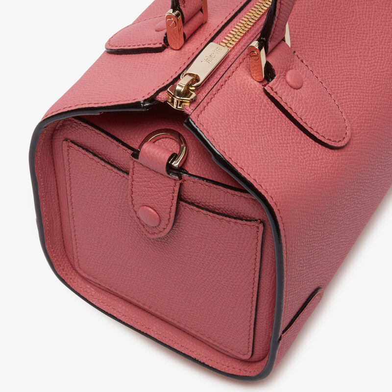 Babila Boston Bags: Leather messenger/Bowler bags | Valextra