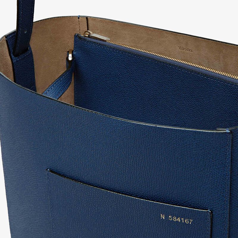 Valextra: Luxury Italian leather handbags, designer purses