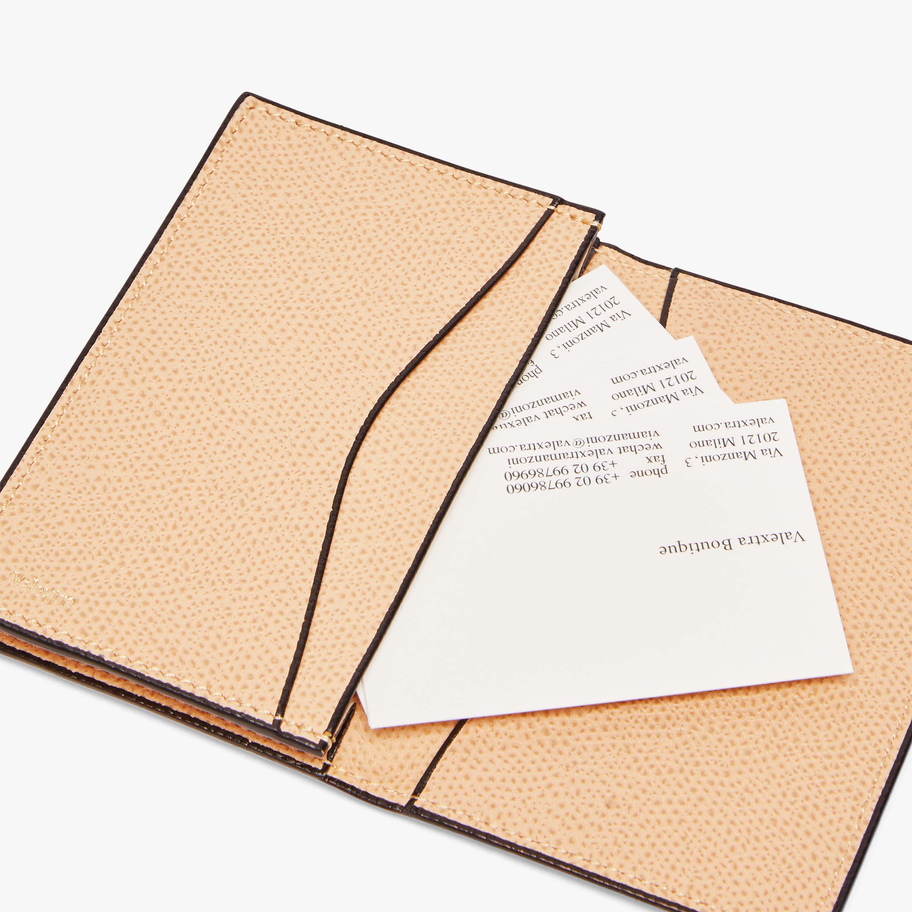 Powder Pink Leather Credit card holder | Valextra Milan