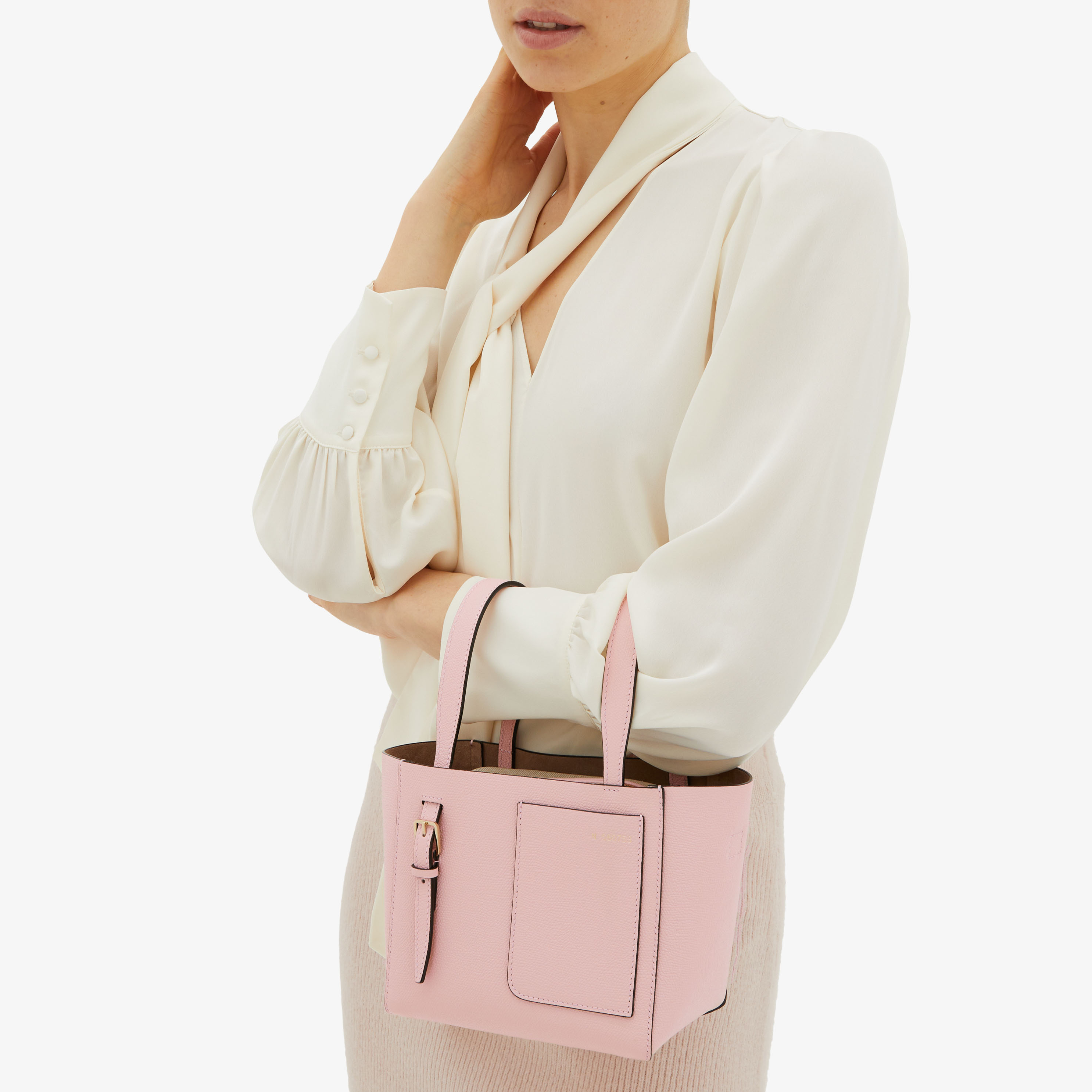 Women's Luxury Pink structured Leather Bucket bag | Valextra Soft